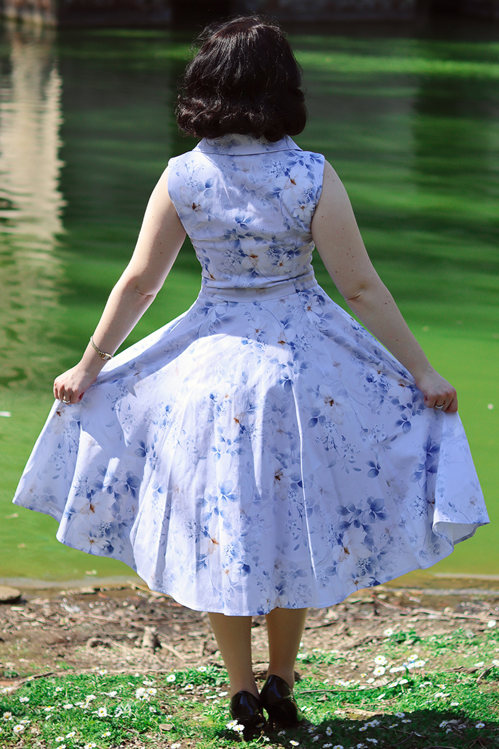 Cynthia Floral Swing Dress - Hearts & Roses London
