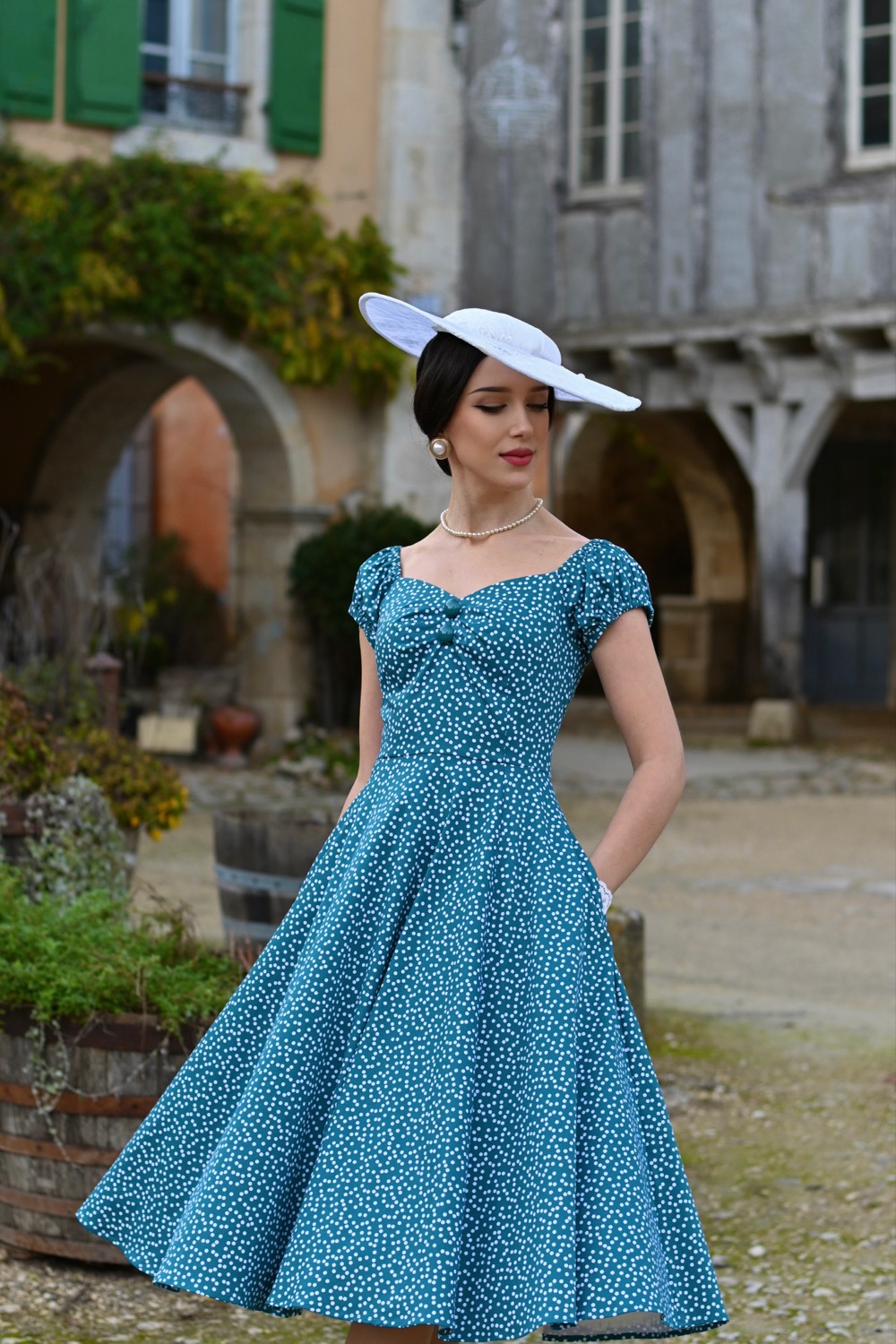 Lila Polka Dot Swing Dress in Extended Sizing in Green - Hearts & Roses ...